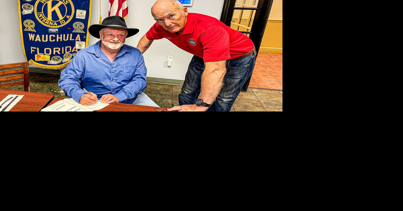 Author Randy Mink Speaks To Kiwanis | Hardee Living | theheraldadvocate.com