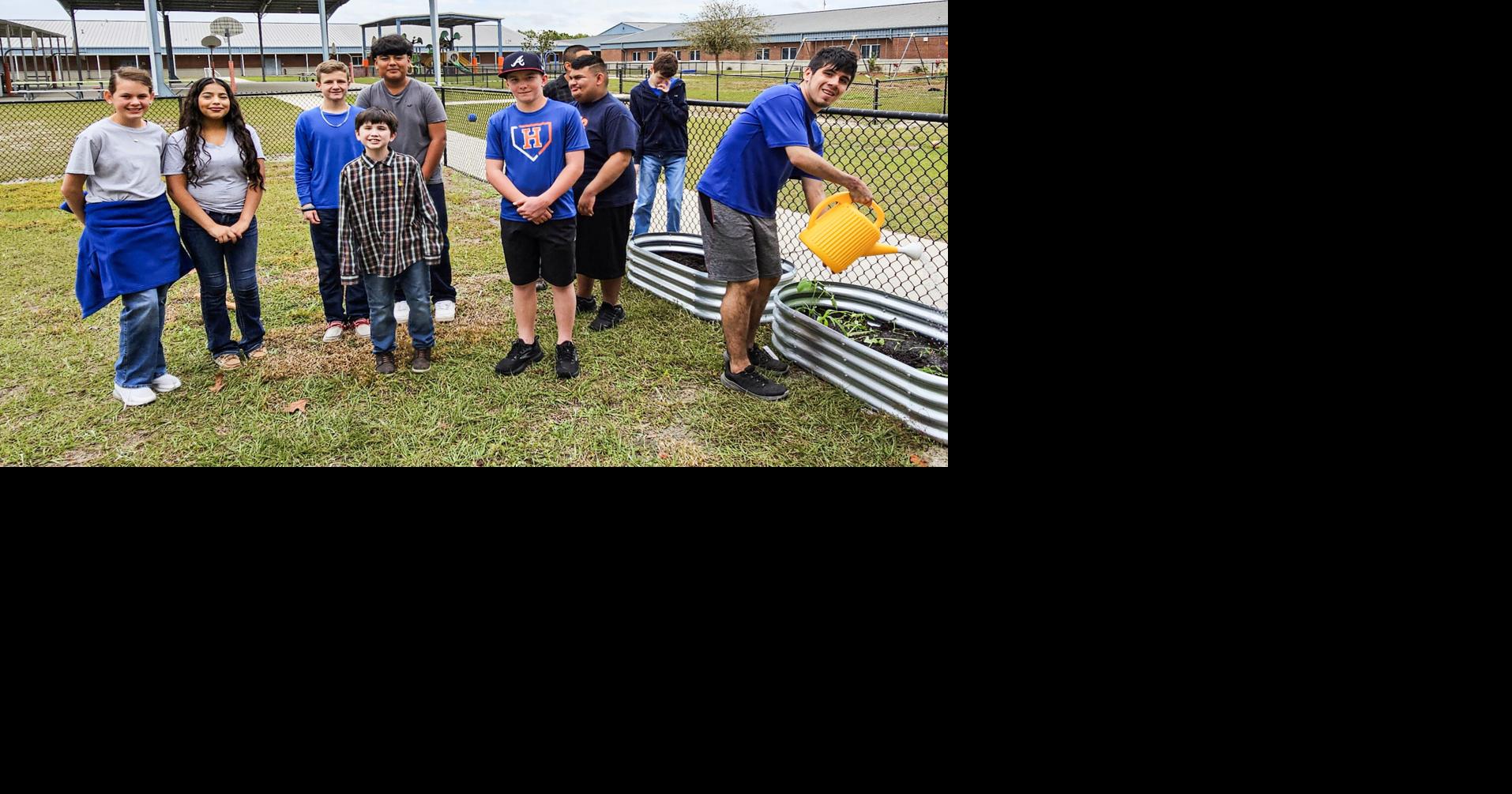 Annex Science Class Study Gardening | Education News ...