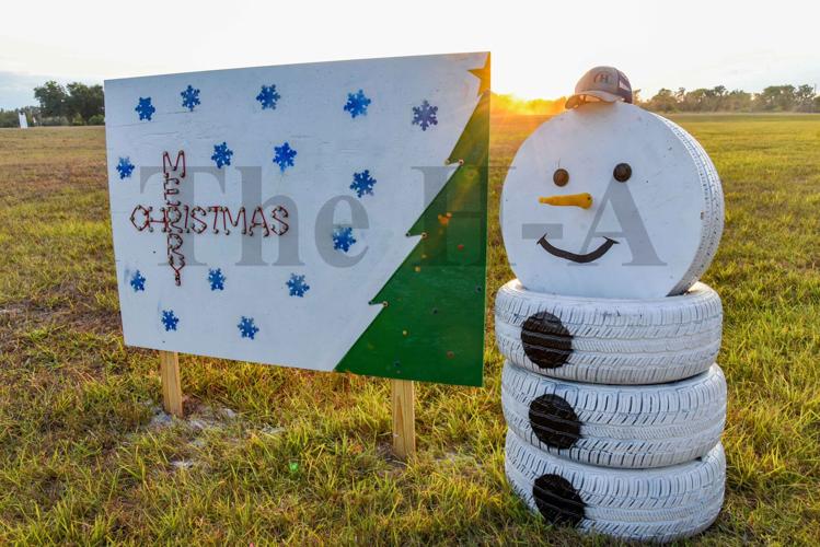 Christmas Card Lane Opens At Hardee Lakes | News | theheraldadvocate.com