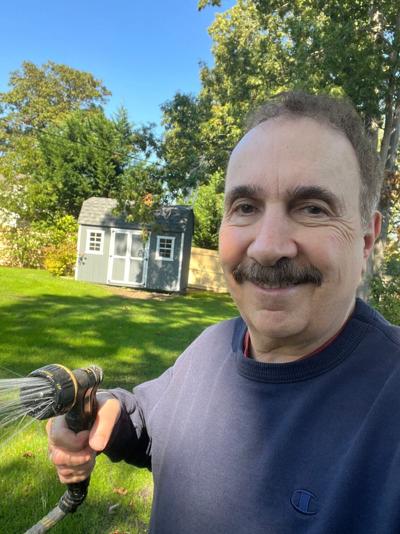 Jerry Zezima: A pain in the grass | Lifestyles | thelcn.com