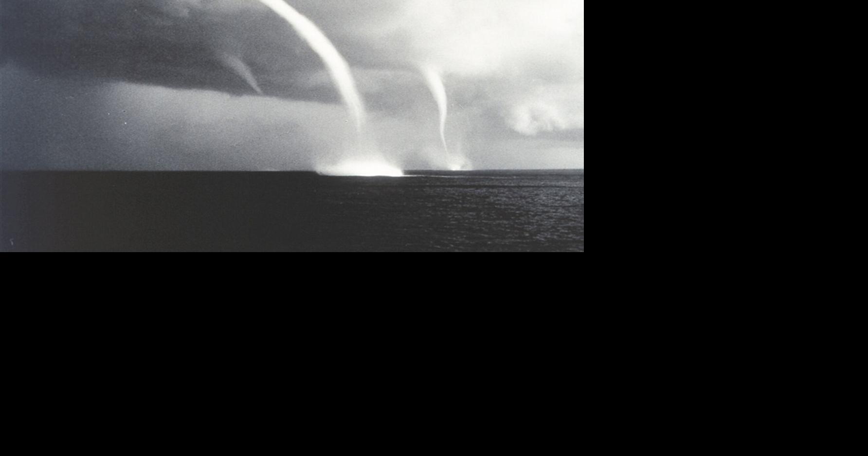 Weather pattern creating rash of water spouts over Great Lakes | Local ...
