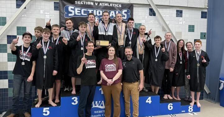 SEC. V BOYS SWIMMING & DIVING: Fix dominates, Byron-Bergen/Le Roy ...