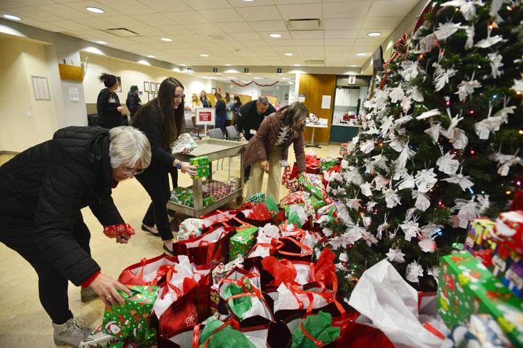 Special delivery: Local boy donates toys to Noyes | News | thelcn.com