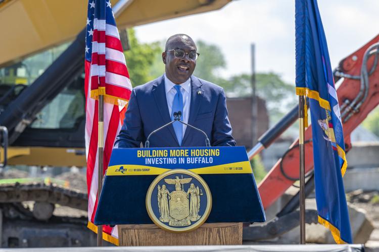 Buffalo Mayor Byron Brown offered WROTB CEO post | News | thelcn.com