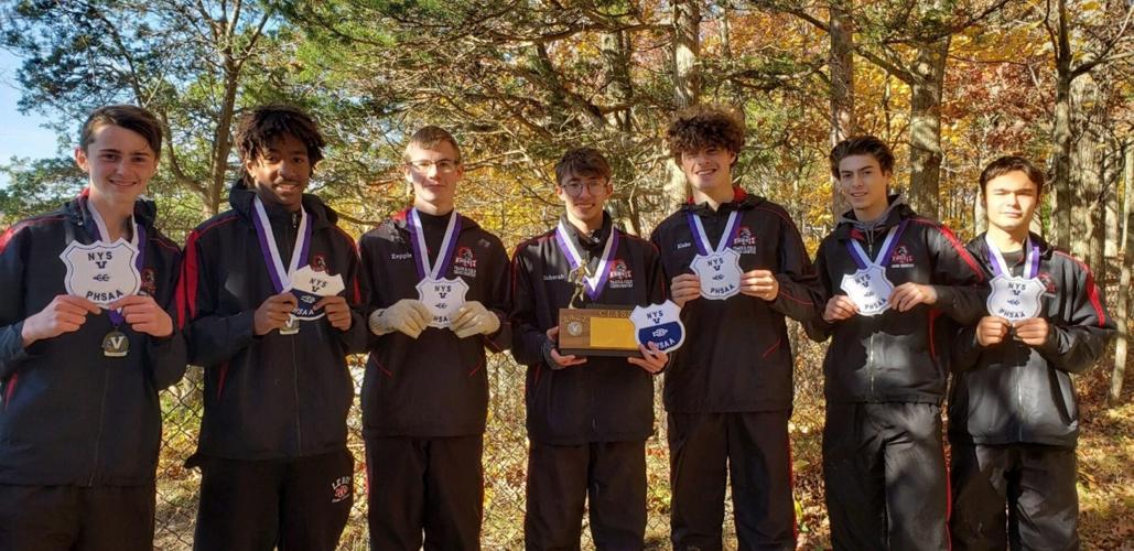 SECTION V CROSS-COUNTRY: Le Roy boys capture first-ever sectional XC ...