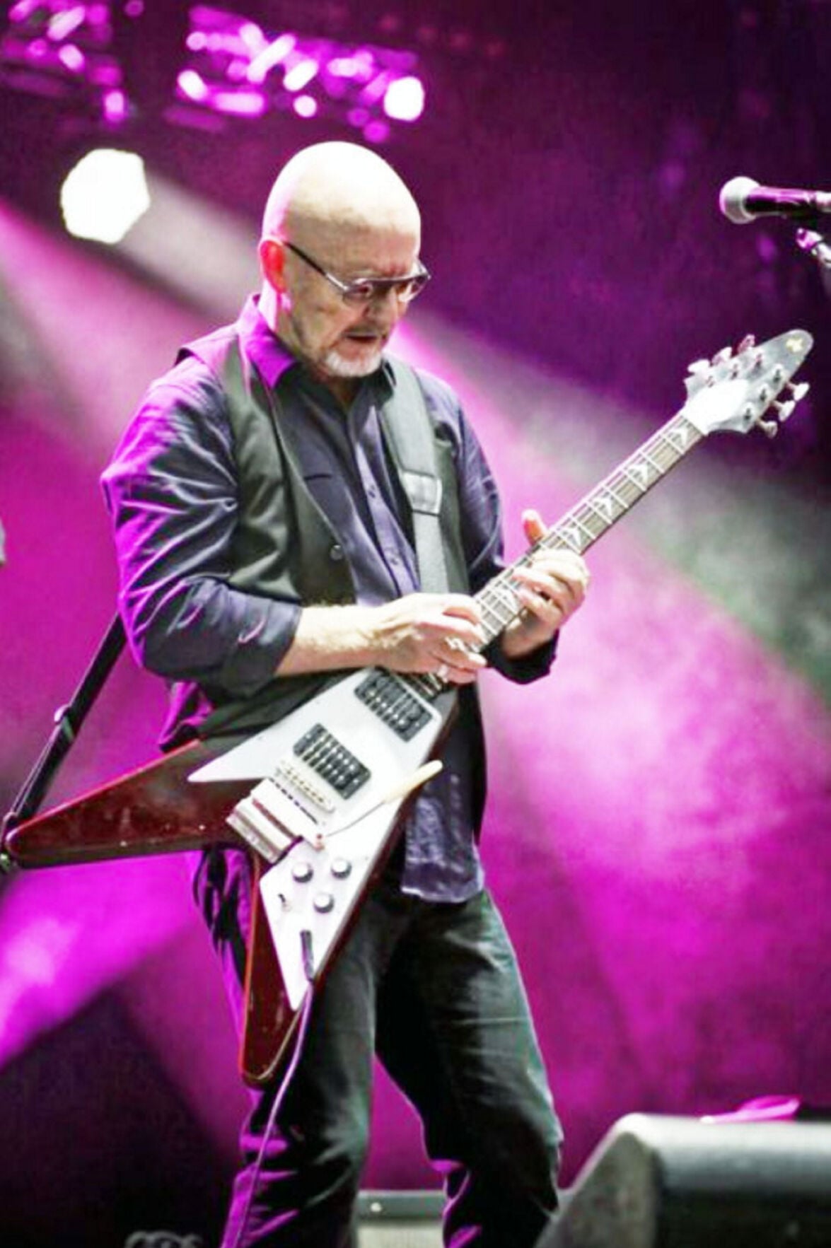 No looking back: Wishbone Ash pays respect to past and rocks on ...