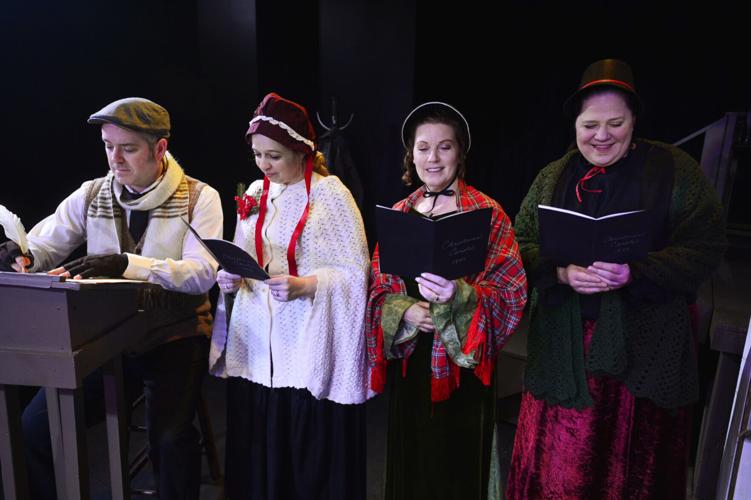 "A Christmas Carole' graces the stage in Batavia | Lifestyles | thelcn.com