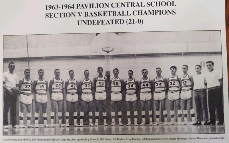 (WATCH) CELEBRATING PERFECTION: Pavilion basketball celebrates their 21 ...