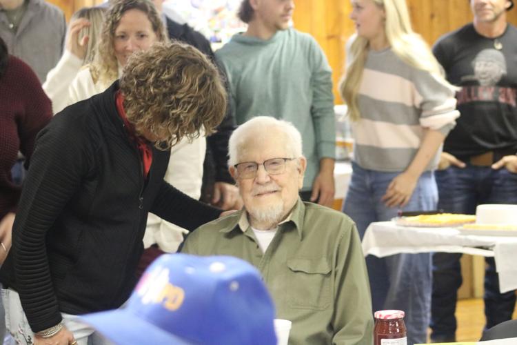 WWII vet in Scottsburg turns 100 | Navy | thelcn.com