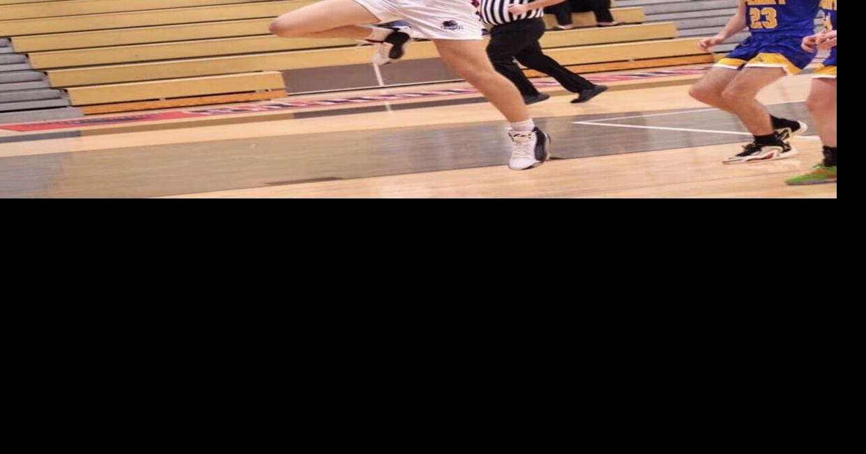 TIME FLIES: Le Roy's Holly Jr.'s remarkable run on hardwood comes to a ...