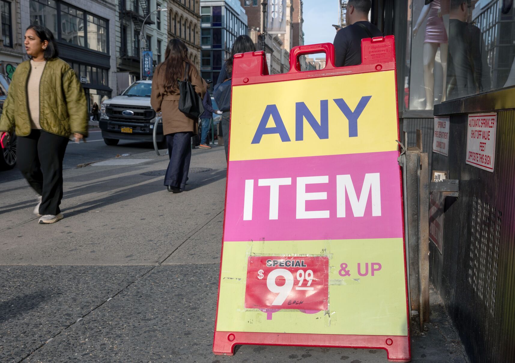 Burgess: Spending is hot. Saving is not. Something has to give | Voices ...