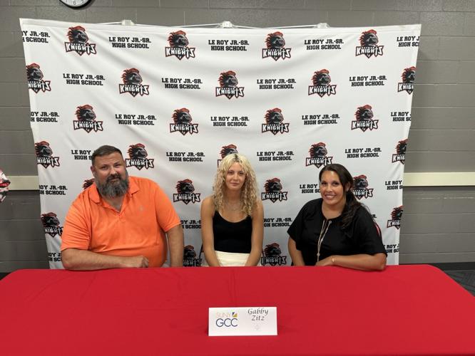 COLLEGE SPORTS: Le Roy celebrates six seniors moving on to play college ...