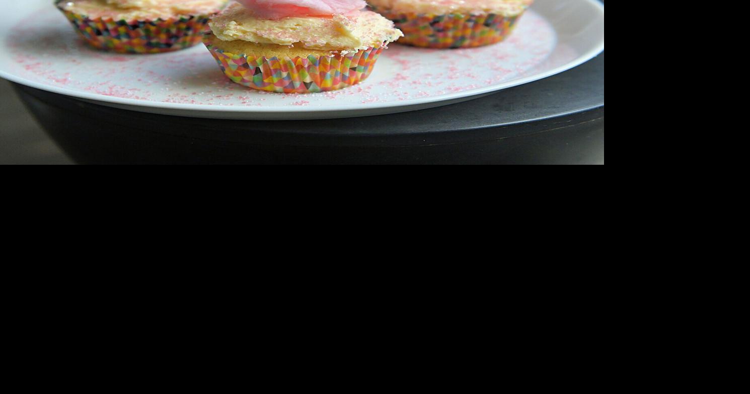 Taylor Swift-inspired 'Lover' cupcakes help shake off sugary cravings ...