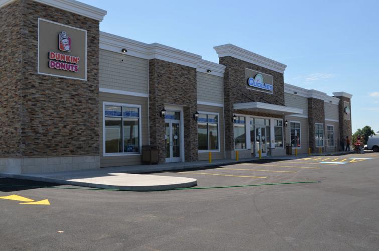 New Avon Quicklees blends rest stop staples, upscale amenities | News ...