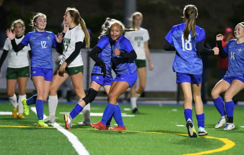 TUESDAY’S ROUNDUP: Mark, Bucci lead Geneseo girls; Geer’s OT goal leads ...