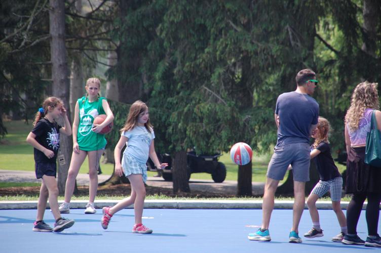 GALLERY: Sun draws crowds at Family Fest | News | thelcn.com