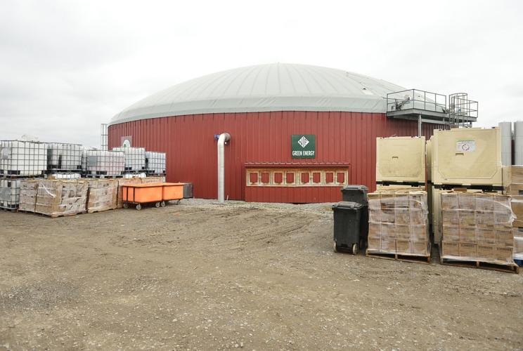 Unwanted food powers local farm | Local News | thelcn.com