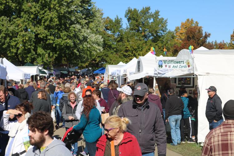 Massive crowds turn out for 44th annual Letchworth Arts and Crafts Show ...
