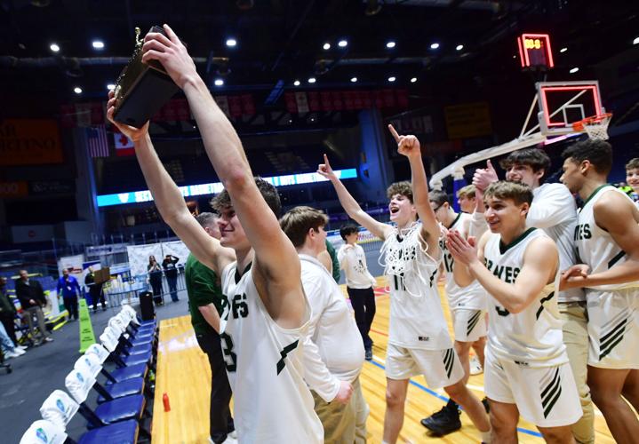 DYNASTY: Avon boys claim fourth sectional title in five years defeating ...