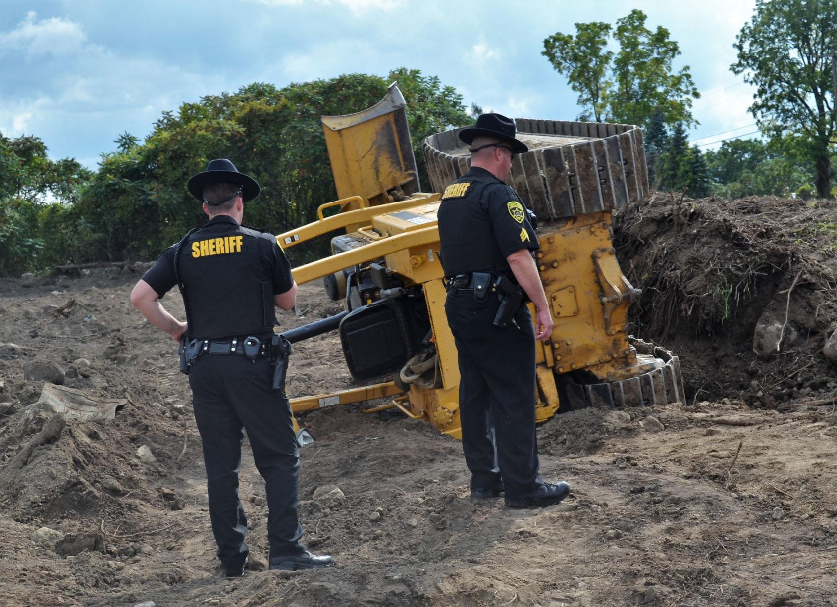 Man suffers minor injuries in bulldozer rollover | Local News | thelcn.com