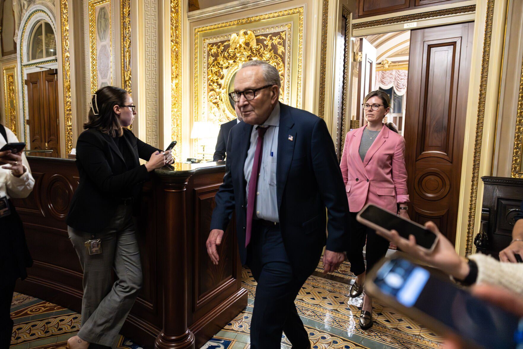 Schumer is pressured to step aside as Senate Democratic leader after ...