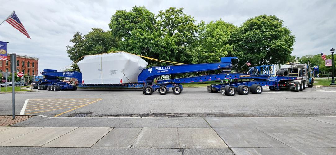 Large load draws attention in Avon | Local News | thelcn.com