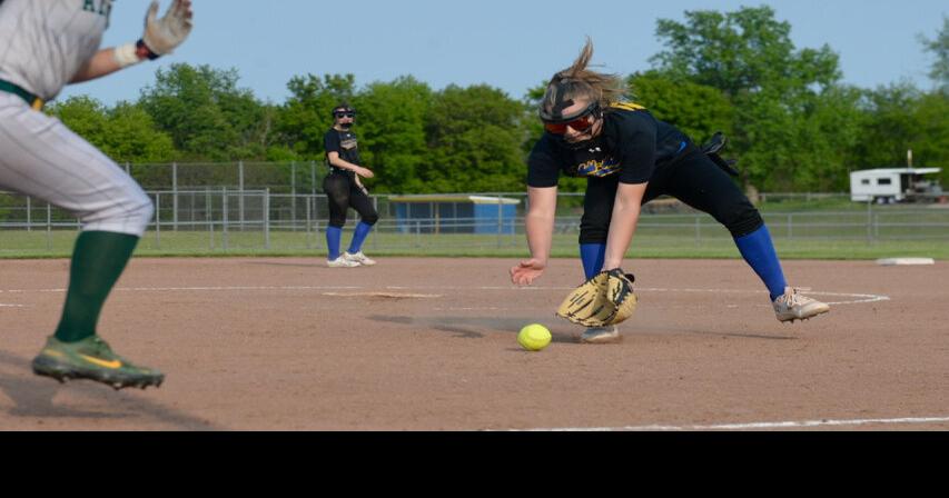 SECTION V SOFTBALL: O-A outlasts Alexander in Class C2 thiller, DeRock ...