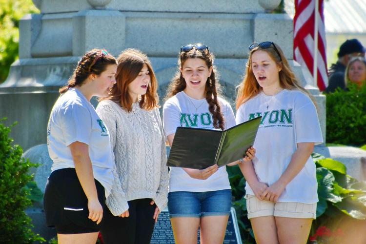 PHOTOS: Memorial Day in Avon | News | thelcn.com