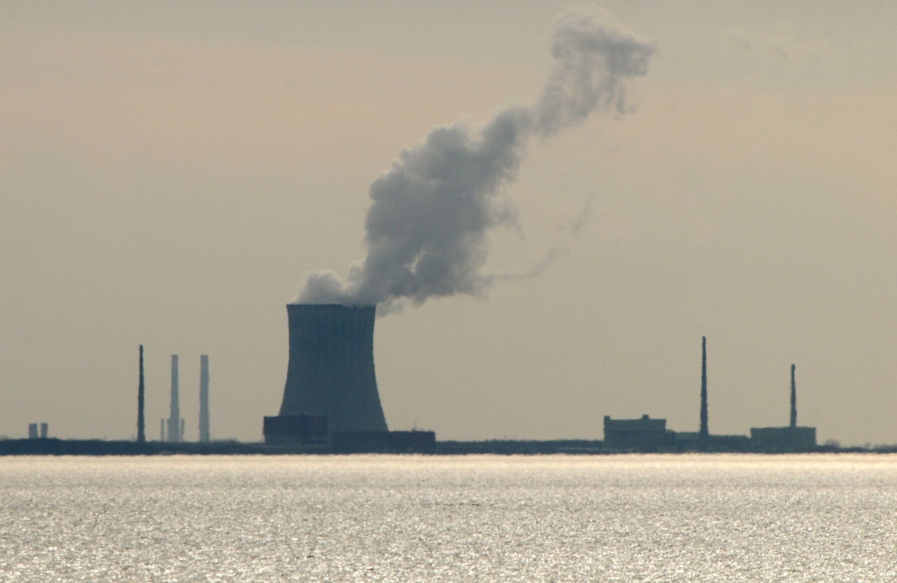 In search for nuclear plant host community, NYPA says water, land ...