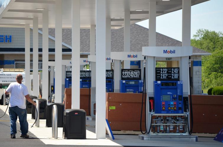 New Avon Quicklees blends rest stop staples, upscale amenities | News ...