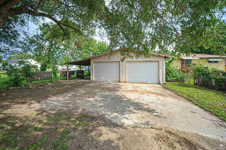 423 W 12th, Junction City, KS 66441 | Single-Family Houses | themercury.com