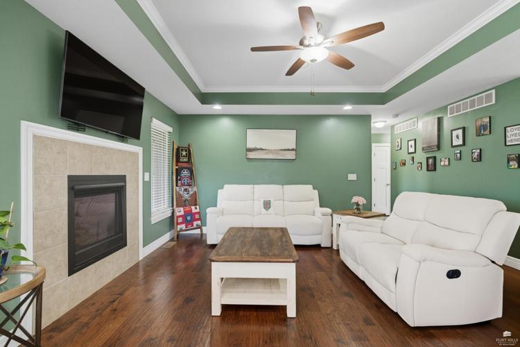 8781 S Kelliann, Manhattan, KS 66502 | Single-Family Houses ...