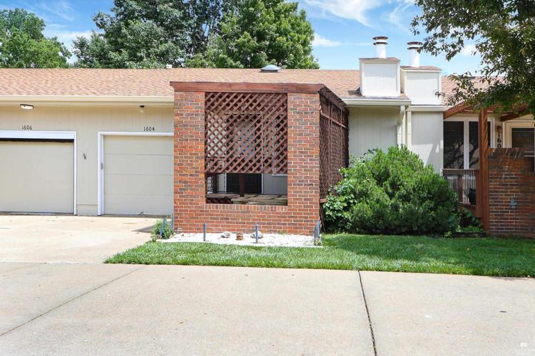 1604 Woodcrest, Manhattan, KS 66502 | Single-Family Houses | themercury.com