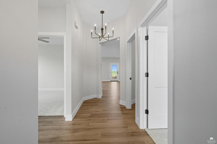 5528 Goheen Dr., Manhattan, KS 66503 | Single-Family Houses ...