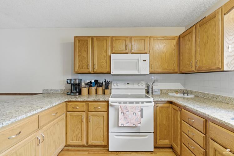 2304 Terry Way, Manhattan, KS 66502 | Single-Family Houses | themercury.com