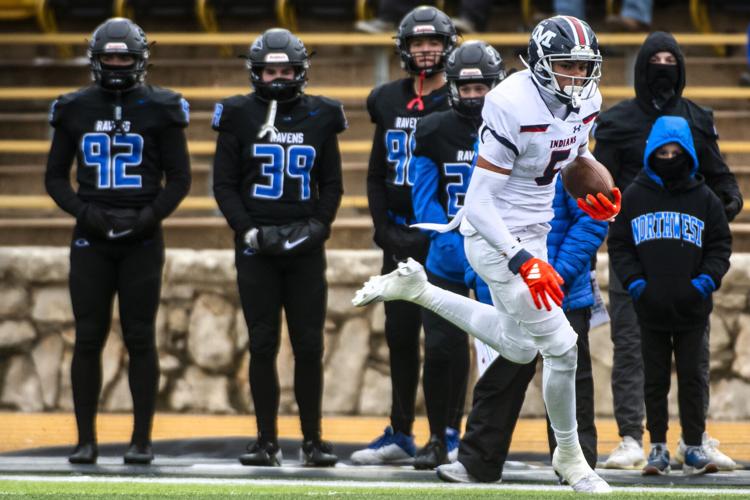 Manhattan's JJ Dunnigan named Fall All-Flint Hills Male Athlete of the ...