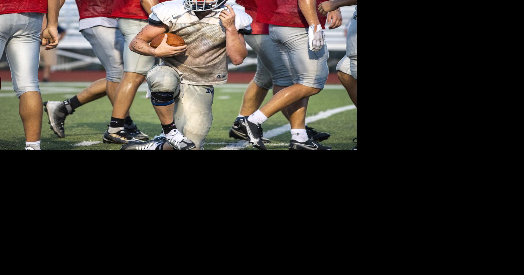 MHS football holds annual intrasquad scrimmage | Sports | themercury.com