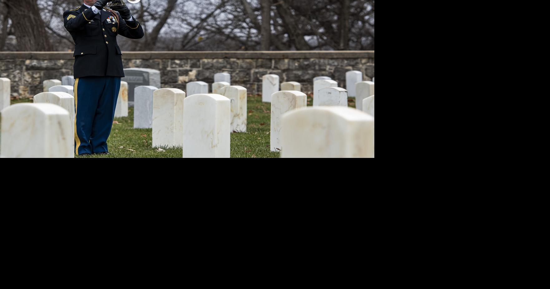 Fort Riley holds Wreaths Across America ceremony | News | themercury.com
