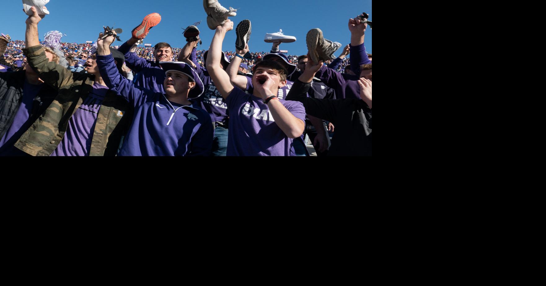K-State fans hold up shoes | Images | themercury.com