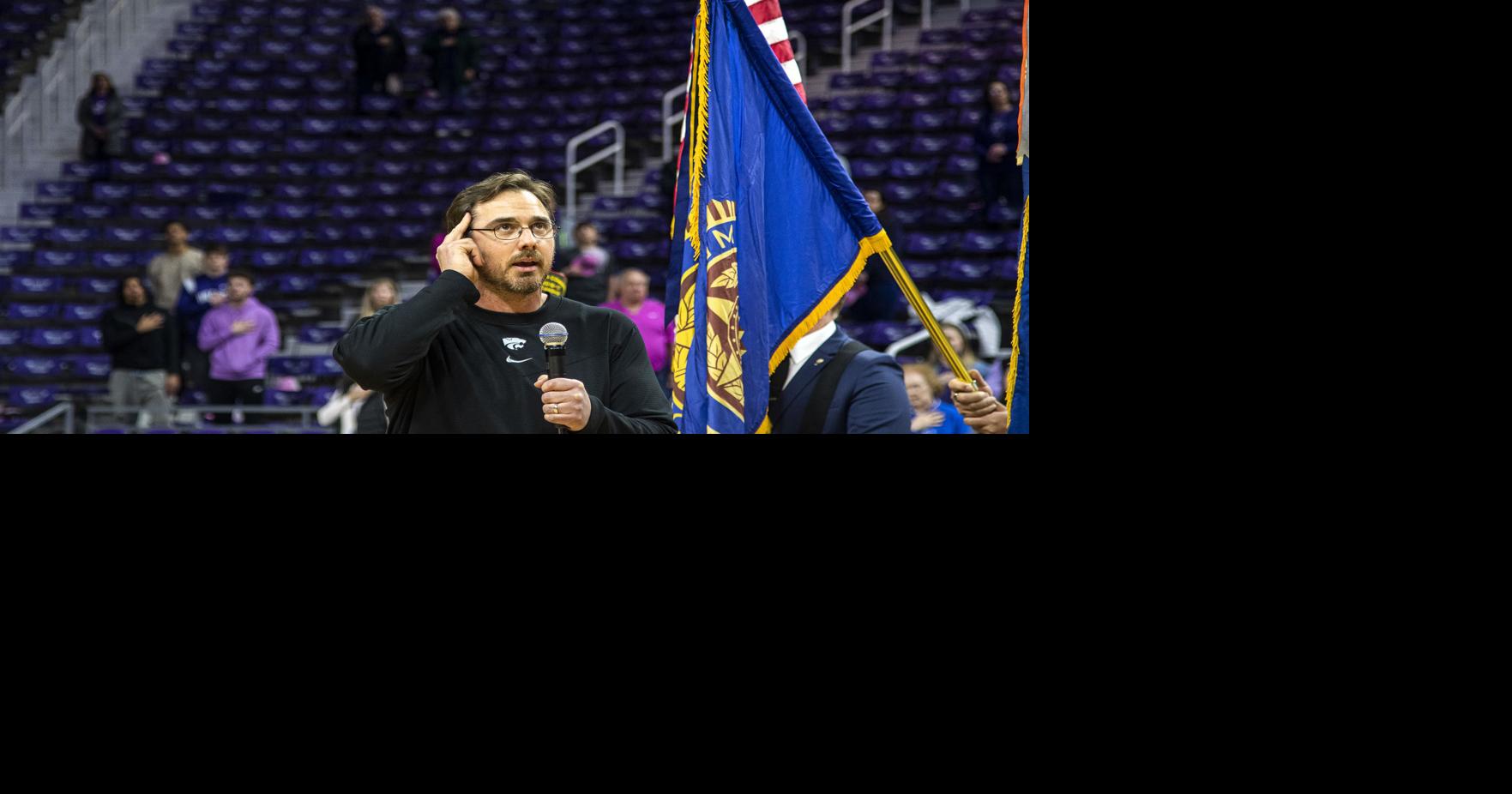 Singing is K-State tight ends coach Brian Lepak's hidden talent | K ...