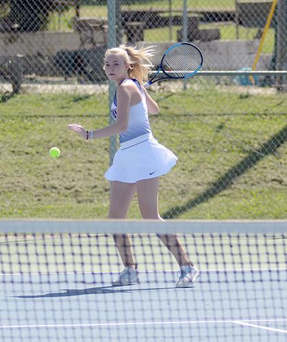 MHS girls' tennis wins Junction City quad | Sports | themercury.com