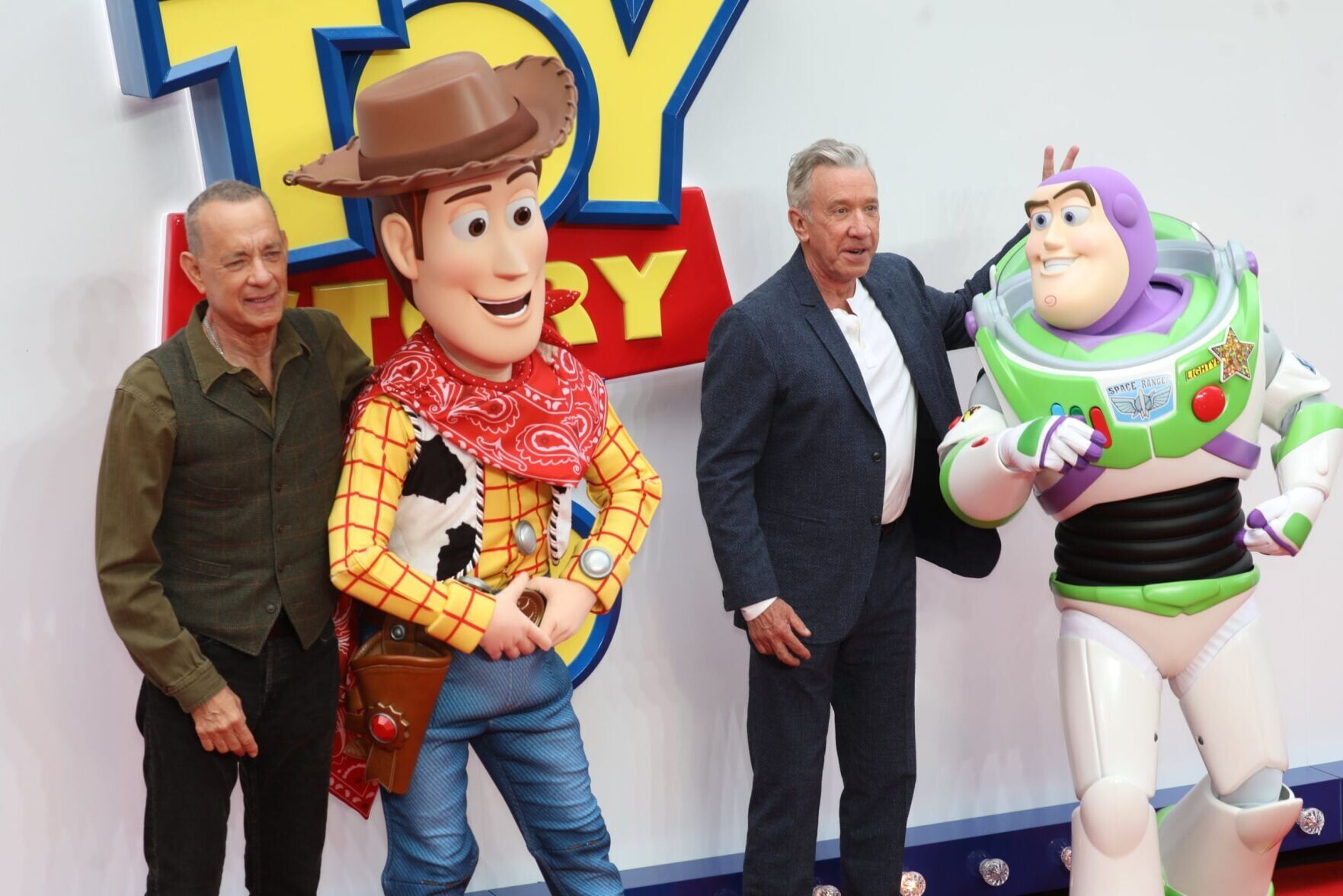 Boy from viral ‘Toy Story’ photo invited to ‘Toy Story 5’ premiere ...