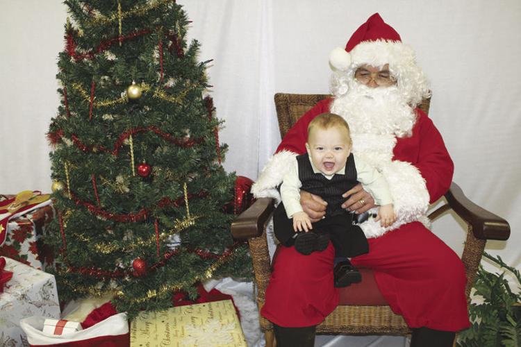 Voting now open for 'Photos with Santa' pictures | Lifestyles ...