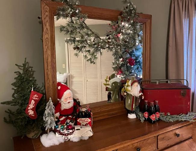 Get holiday decorating ideas on Canton Christmas Tour of Homes ...