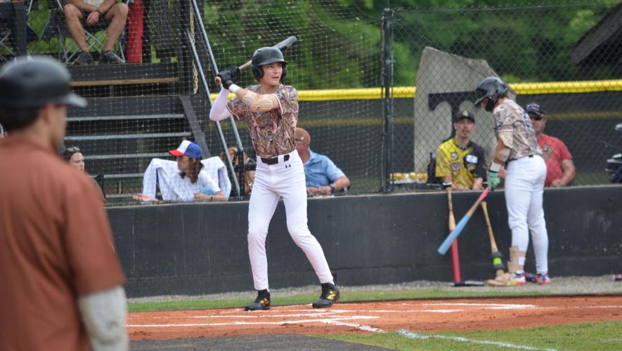 Haywood natives make Hollers debut | Sports | themountaineer.com