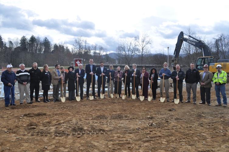 Canton breaks ground on new pool | News | themountaineer.com