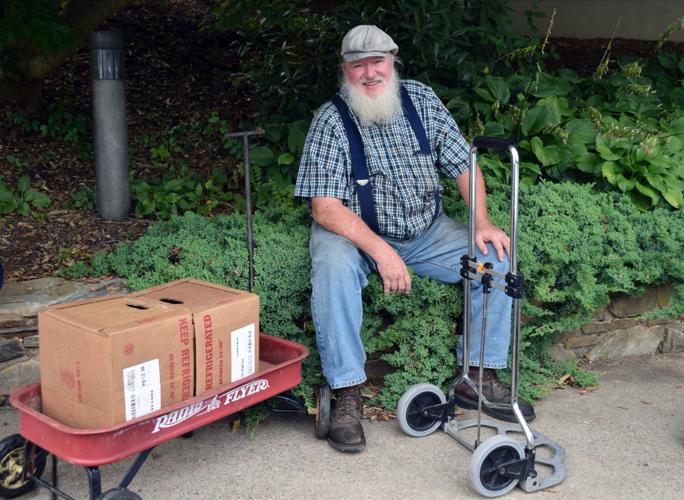 Annual library sale beckons book lovers | News | themountaineer.com