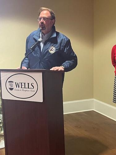 Congressman Edwards suits up for round three of averting government ...