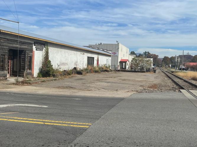 Solution to Frog Level parking crunch could be on the horizon | News ...