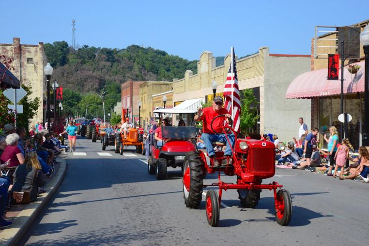 Canton swarmed by record-setting crowd for Labor Day festival | Canton ...